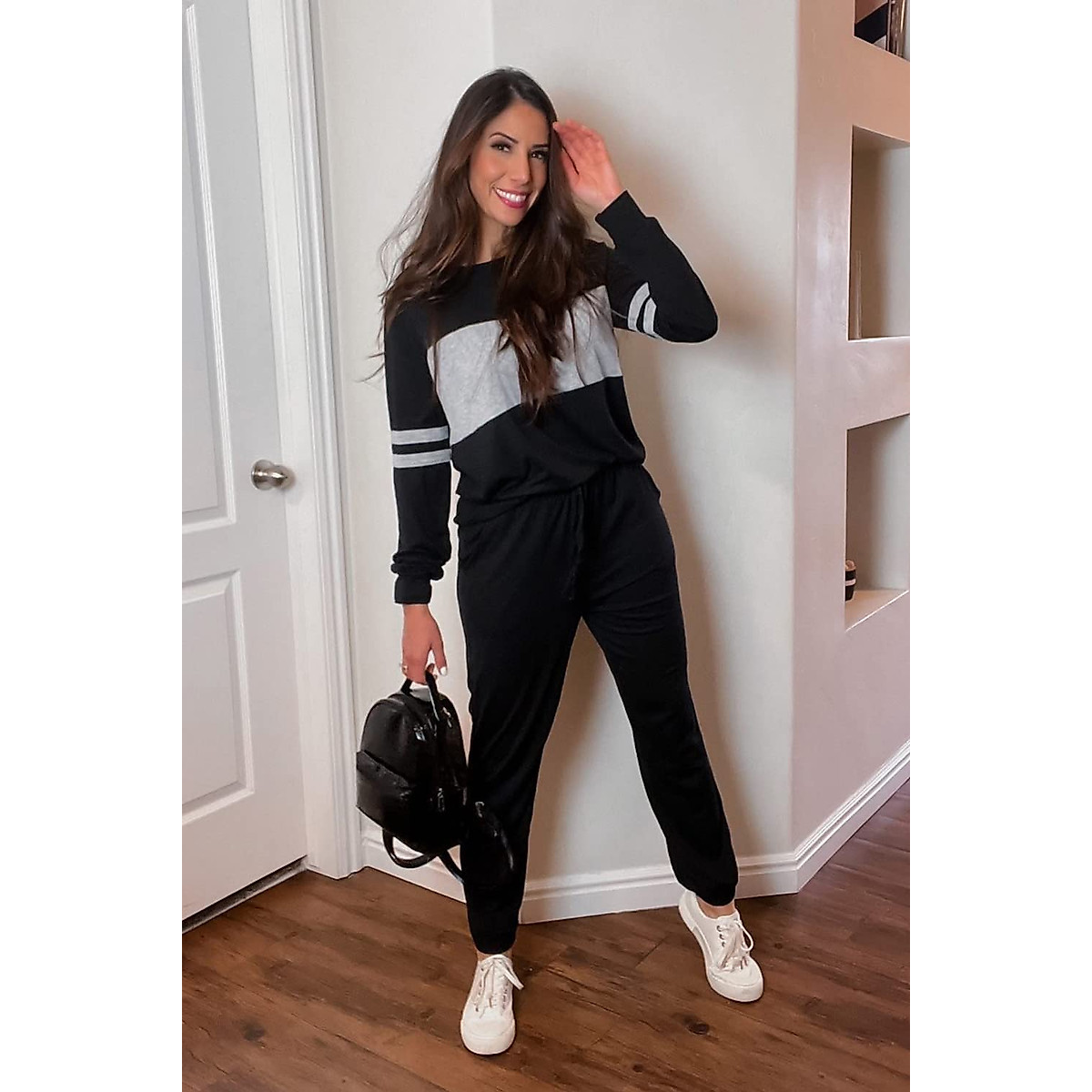 PRETTYGARDEN Women's Color Block 2 Piece Tracksuit Crewneck Long Sleeve Tops Long Sweatpants Outfits Lounge Sets(Black,X-Large)