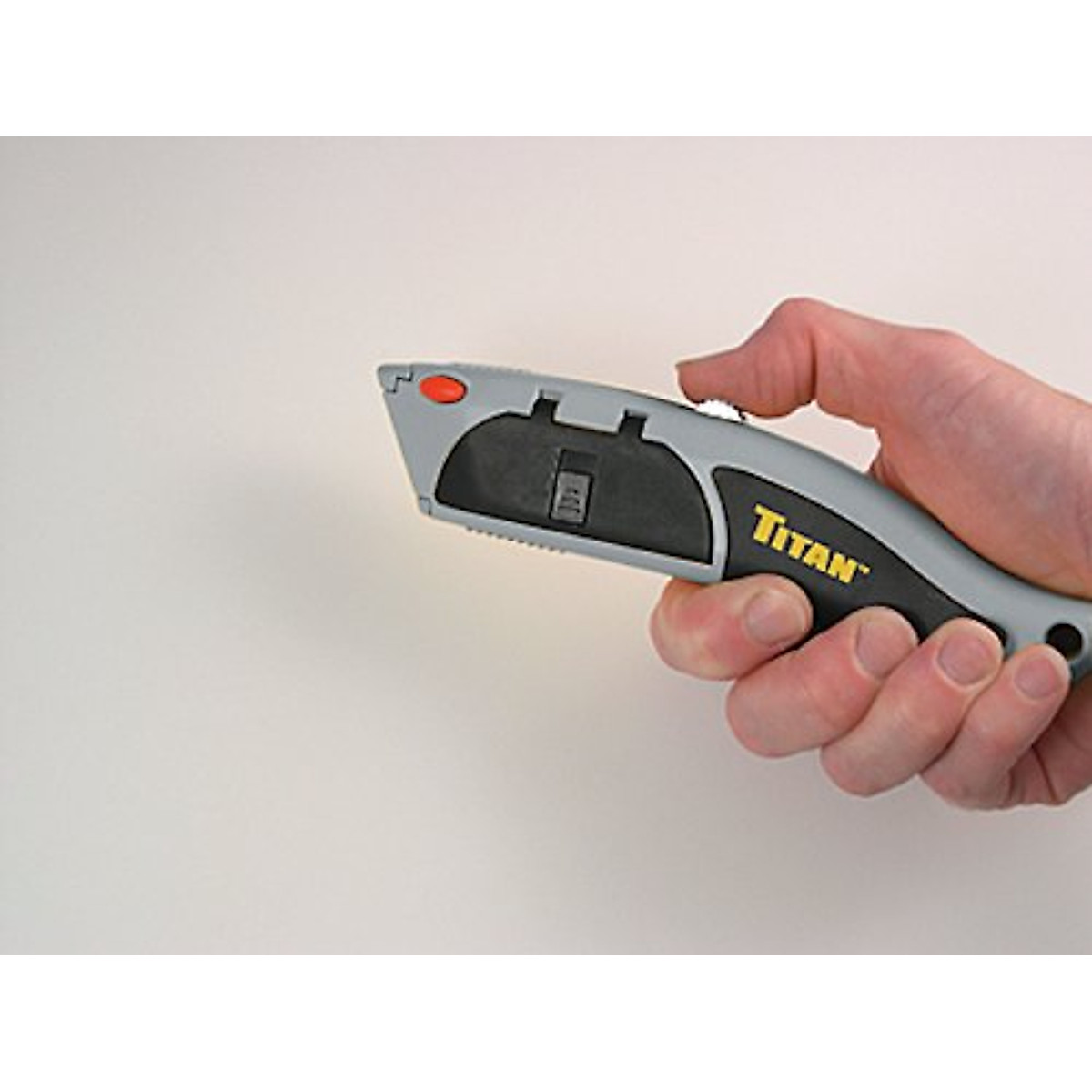 Titan 11026 Auto-Loading Utility Knife
