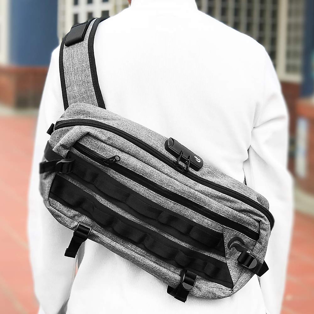 Skunk Sling Smell Proof Bag w/Combo Lock (Black)