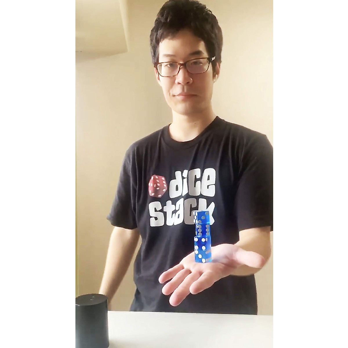 Dice Stacking Cup Set - Professional Straight Cups with 4 Razor Edges 19mm Real Casino Dice in a Box - Accessories - Magic Tricks - Green