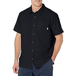Columbia Men's Slack Tide Camp Shirt, Black, Medium