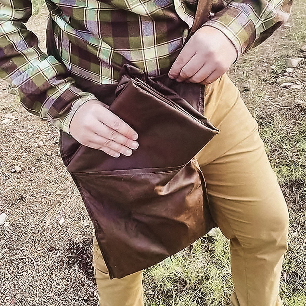 Bushcraftspain Waterproof Oilskin Tarp 8’ x 4’8’’- Brown Waxed Cotton Canvas Shelter for Survival, Bushcraft and Camping - Lightweight - Made in Spain