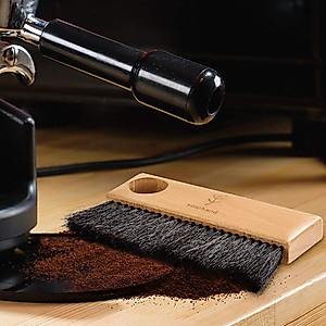 Soulhand Coffee Cleaning Brush Coffee Bar Brush Espresso Grinder Brush Tools Characteristic Hole Design Natural Boar Bristles Wooden Handle Cleaning Tools for Barista Home Kitchen