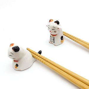5 Pairs Chopsticks and Chopstick Rest Set, Cute Lucky Cat Chopsticks Holder 5 Cats, Classic Japanese Style Bamboo Natural Reusable Chopsticks, Dishwasher - Safe, Chopsticks Holder Gift Set (Lucky Cat)