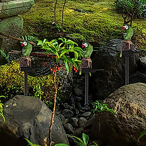 Uonlytech Solar Lantern Bird Stake Solar Parrot Outdoor Patio Decor Solar Light Parrot Garden Decorations Solar Lights for Yard Garden Landscape Green Parrot Patio Figurine Light Outdoor Solar Lights