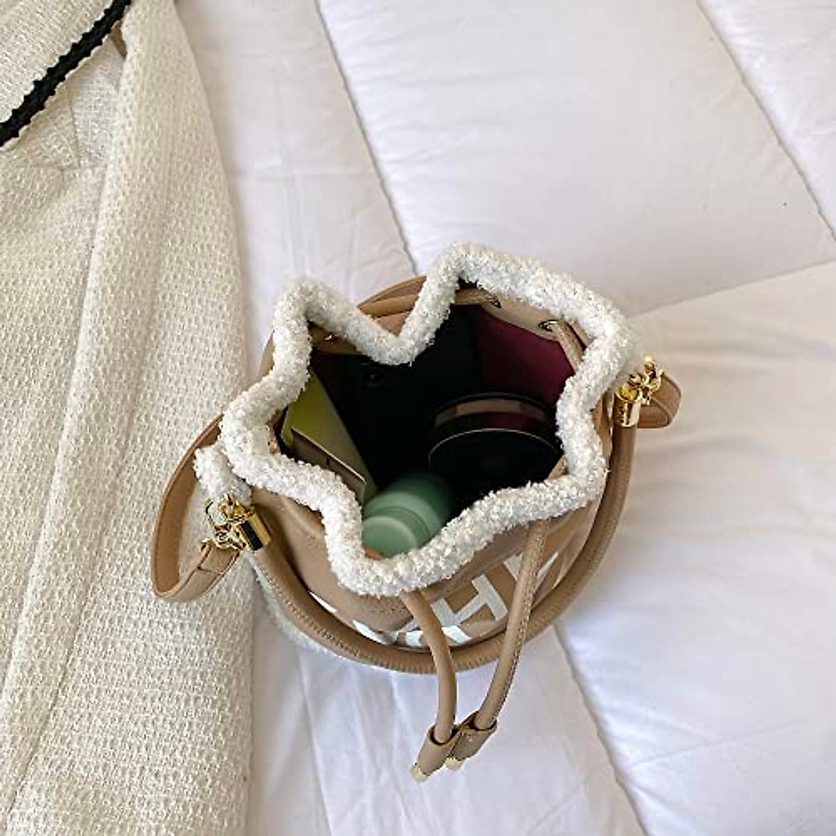 JQAliMOVV Bucket Bags for Women, Mini Bucket Bag Hobo Purses Tote Bag Leather Crossbody Bucket Bags Drawstring Handbags (Khaki)