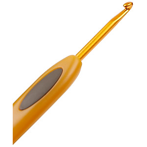 Clover Soft Touch 3.5-mm Crochet Hooks, Size E (1005/E)