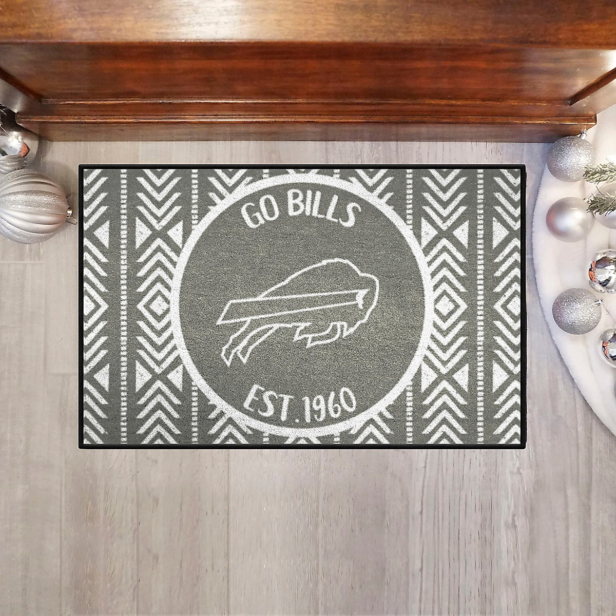 FANMATS 26161 Buffalo Bills Southern Style Starter Mat Accent Rug - 19in. x 30in. | Sports Fan Home Decor Rug and Tailgating Mat