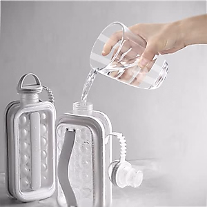 TESSTSY Portable Ice Ball Maker Bottle Makes 17 Ice Cubes, Ice Cube Molds Bottle Creative Ice Hockey Bubble Ice Maker Kettle for Whiskey/Hockey/Champagne/Juice/Coffee