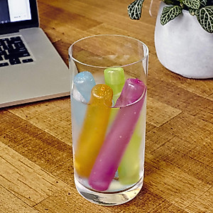 Kikkerland Colorful Reusable Plastic Ice Cubes, Washable Freezable Plastic Ice Cubes Sticks, Set of 8, Suitable for Drinks, Water Bottle, Whiskey & Wine