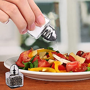 Mimorou 100 Pack Mini Salt and Pepper Shakers Bulk 0.5 Oz, Small Cube Glass Spice Shaker Container with Stainless Steel Lid for Kitchen Restaurant Travel Home Camp Party Supplies