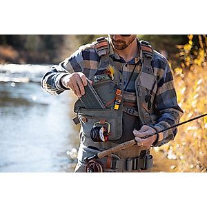 fishpond Flint Hills Men's Fly Fishing Vest - Gravel
