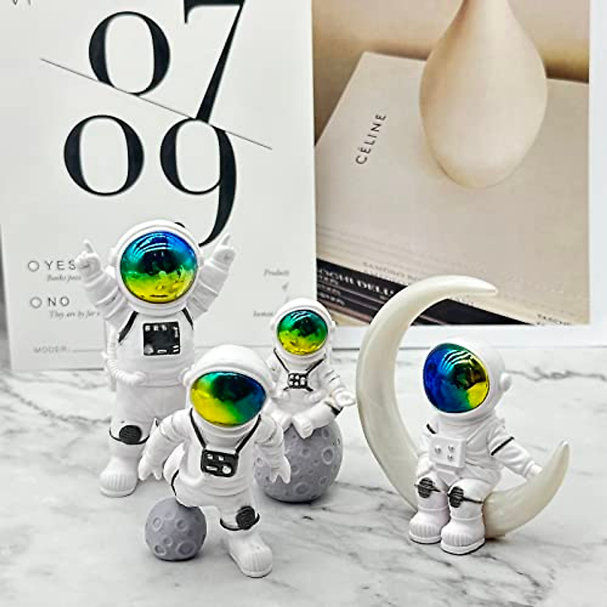 LUOZZY 4 Pcs Astronaut Figurines Cake Topper Miniature Astronaut Toys Space Cake Topper Spaceman Statues for Home Desktop Decor Space Theme Party Decorations