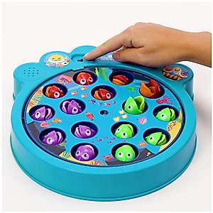 Spin Master Games Pinkfong Baby Shark Let's Go Hunt Musical Fishing Game Learning Educational Toy Preschool Board Game Summer Toy, for Kids Ages 4+