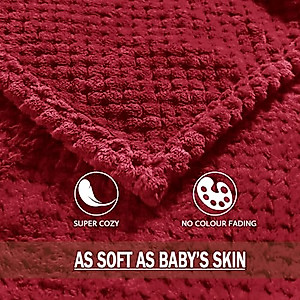 Exclusivo Mezcla Fleece Throw Blanket Extra Large, Super Soft and Warm Blankets for Couch, Sofa and Bed Waffle Textured, Cozy, Fuzzy and Lightweight (Deep Red, 50x70 Inches)