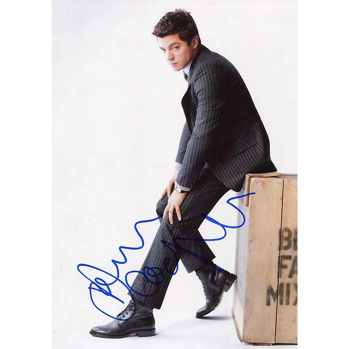 ACTOR Dominic Cooper autograph, IP signed photo