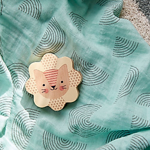 Petit Collage Friends Lion Rattle