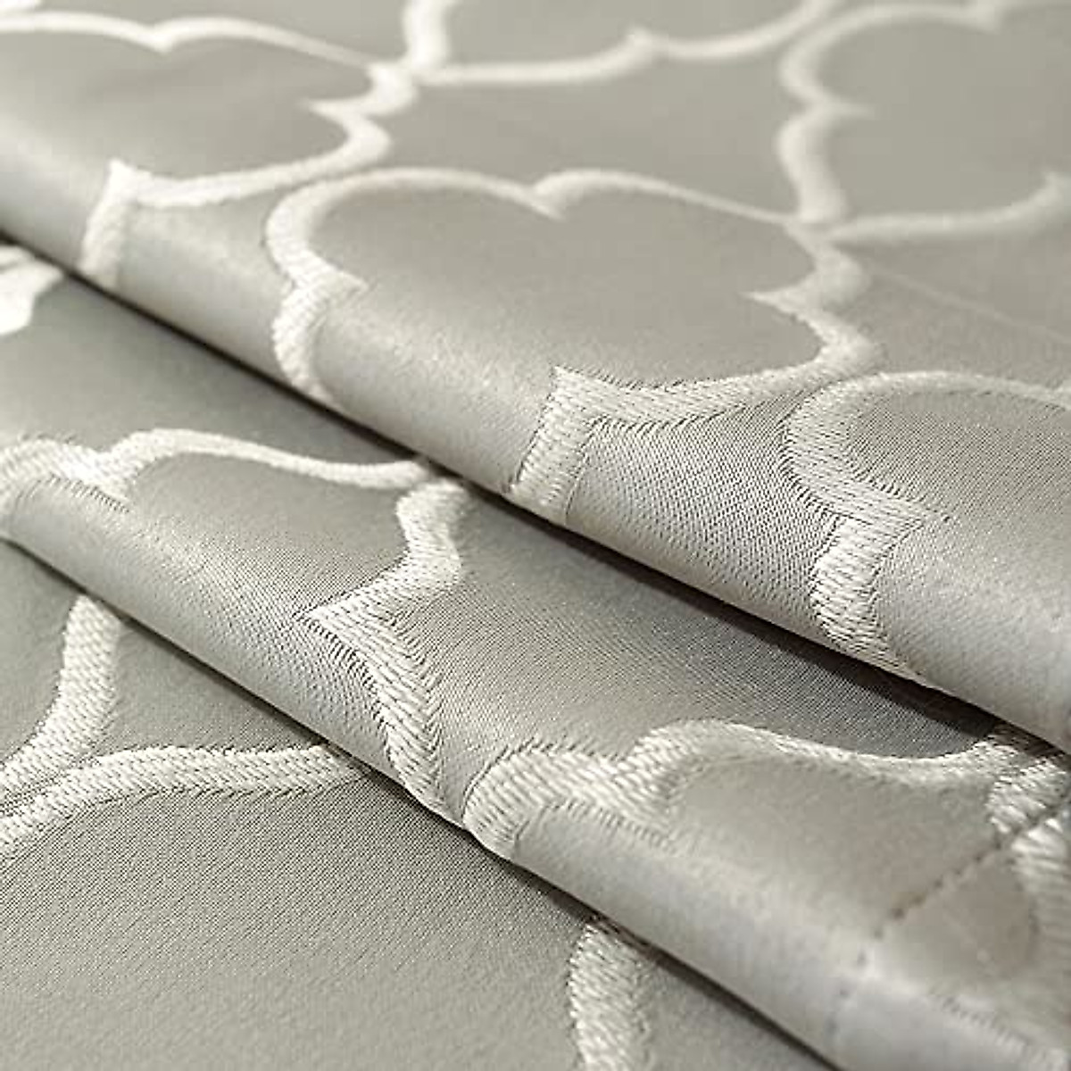 SASTYBALE Jacquard Tablecloth Rectangle Damask Fabric Table Cloth, Water Resistant & Wrinkle Free Polyester Table Cover for Kitchen Dining Tabletop Use (Rectangle/Oblong, 52" x 70" (4-6 Seats), Gray)