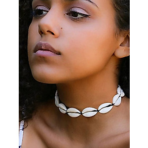 Chennie Boho Cowrie Shell Choker Necklaces Black Puka Nature Cowrie Seashell Necklace Ankle Bracelets Adjustable Jewelry Beach Foot Chain for Women (B Black)