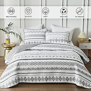 Flysheep 2-Piece Bohemian Geometric Twin Quilt Set for Kids, Aztec White n Black Boho Striped Summer Lightweight Bedspread/Coverlet Set, Brushed Microfiber for All Season - 68" x 86"