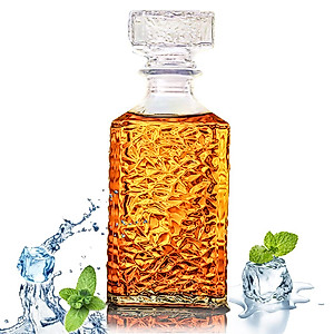 Bunhut Whiskey Decanter with Airtight Geometric Stopper,32oz Liquor Decanter,Glass Decanter,Diaphanous Liquor Bottle,Decanter with Airtight Lid for Whiskey,Vodka,Bourbon,Scotch,Brandy,Wine