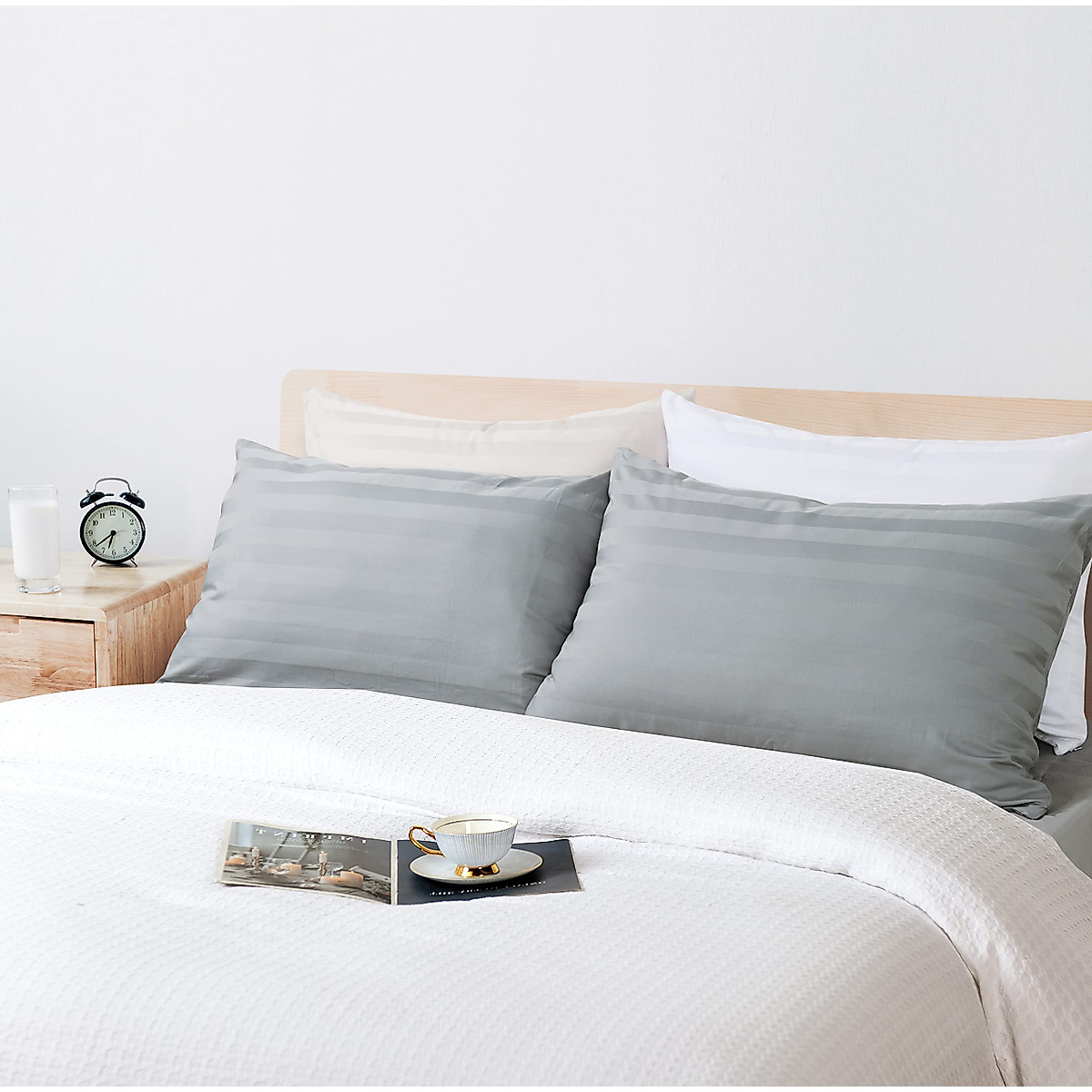 Pillow Cases Standard Size, 100% Egyptian Cotton Pillow Protectors with Zipper, 400 Thread Count Sateen Weave Grey Pillowcases Standard Size Set of 2, Premium Quality Pillow Covers for Home/Hotel