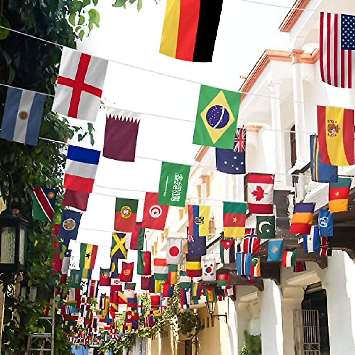 AhfuLife World String Flag Bunting, 32 Countries 2022 World Cup Flags Banners Double-sided Polyester for, Garden, Bar, Restaurant and Party Decoration