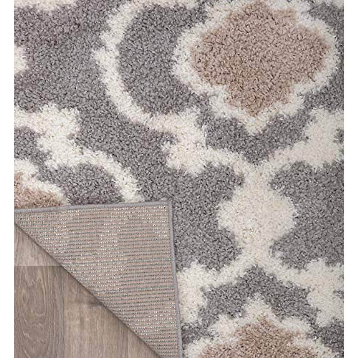 Cozy Moroccan Trellis Gray/Cream 5'3" x 7'3" Indoor Shag Area Rug