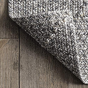 nuLOOM Wynn Braided Indoor/Outdoor Runner Rug, 2' 6" x 6', Light Grey/Salt and Pepper