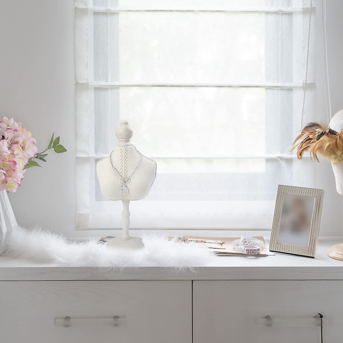 Cabilock Mannequin Pendant Bust Neck Chain Holder Necklace Holder Necklace Jewelry Display Model Bust Stand for Home Dresser Shelves White Choker Bust Necklace Stand Pendant Holder Dainty Necklace