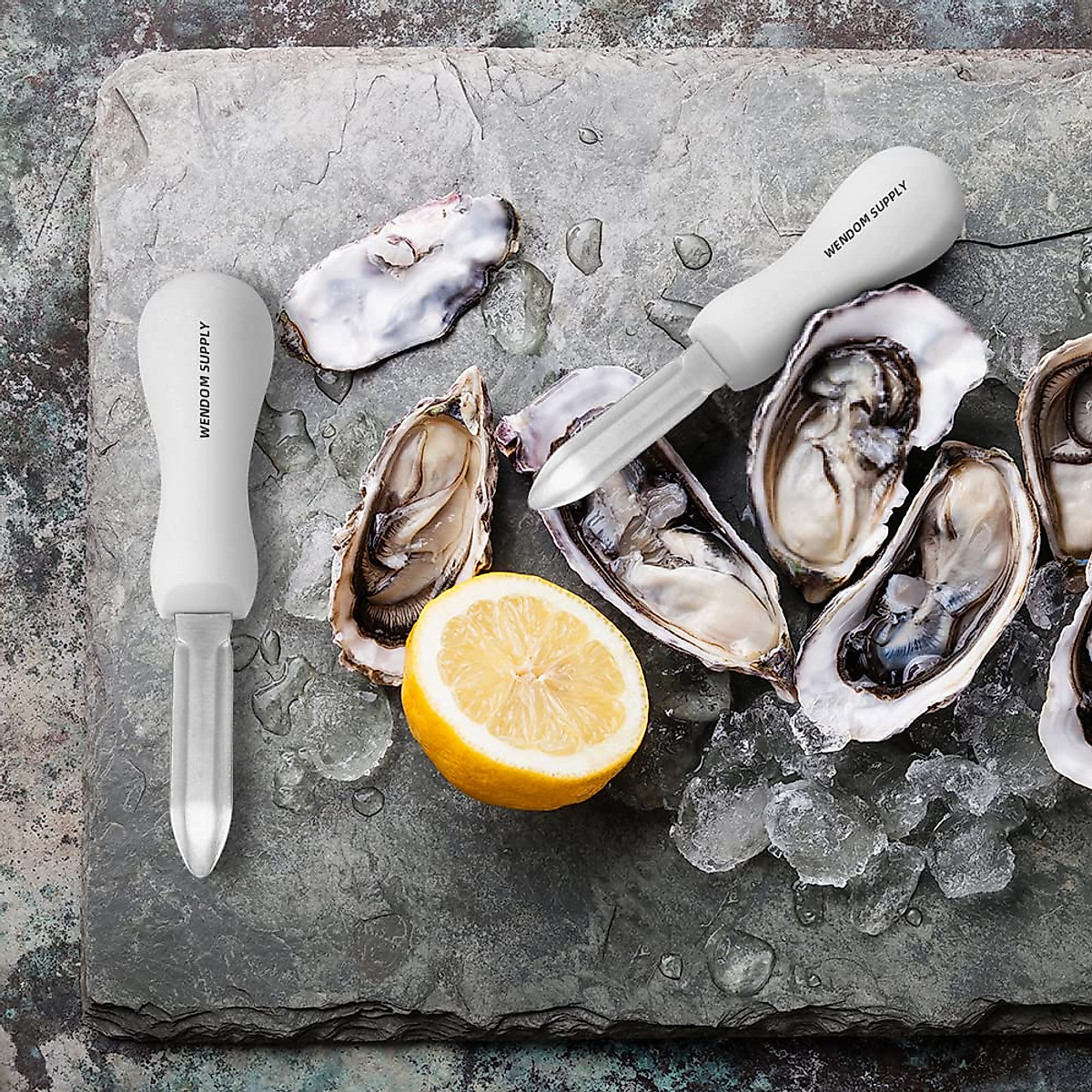 WENDOM Oyster Shucking Knife and Gloves Set Included 2pcs Oyster Shucker Opener New Haven Style, Cut Resistant Glove Professional Guard (1Cloth+1Squeezer)
