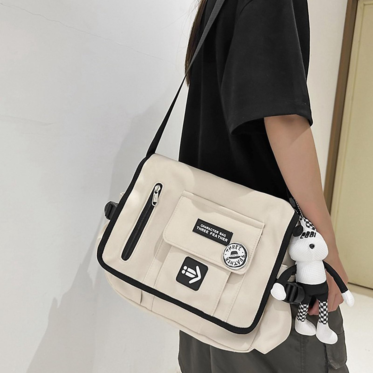 JELLYEA Cute Kawaii Messenger Bag Crossbody Purses for Women Men Shoulder Bags with with Pendant Aesthetic Bag Kawaii Bag Satchel (White)