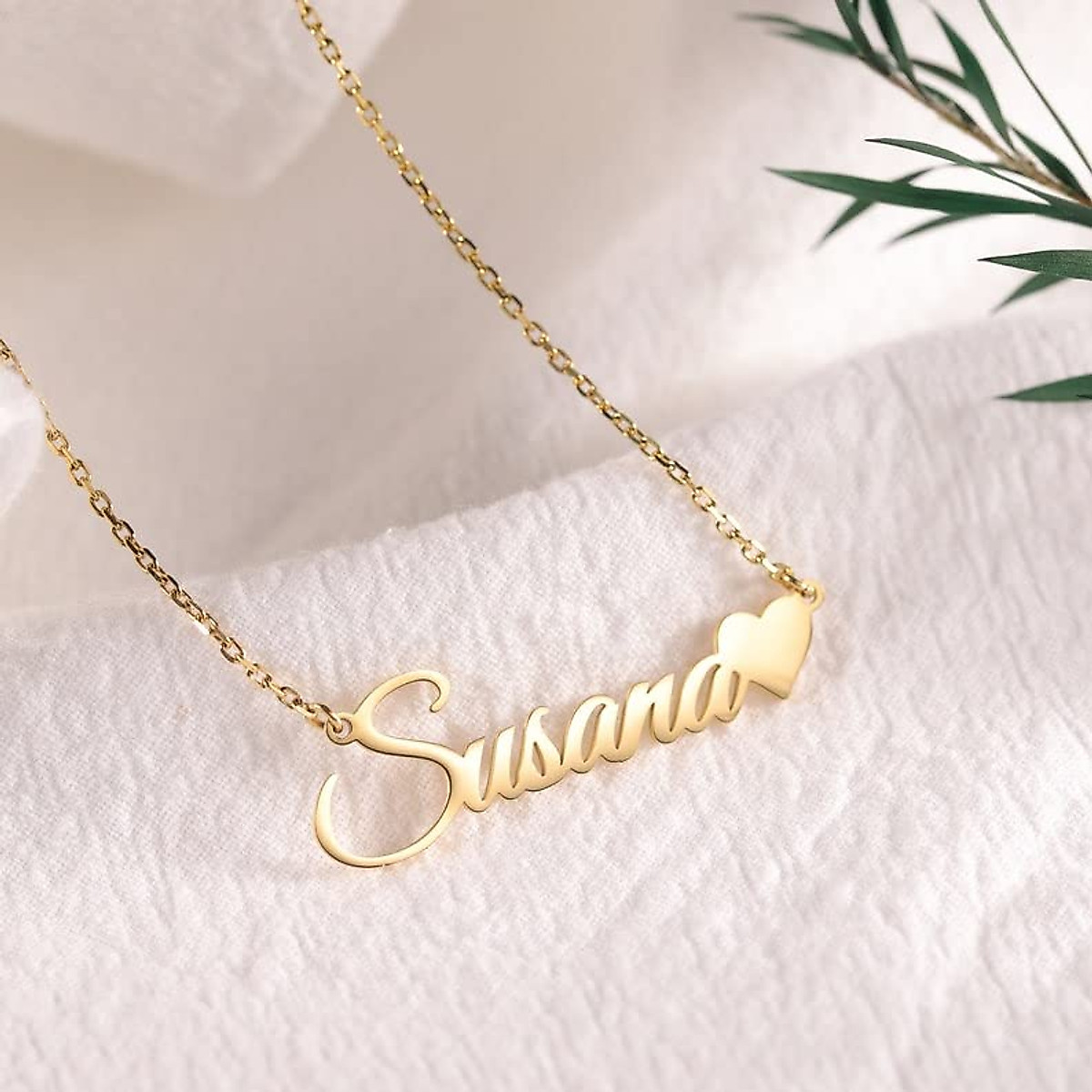 Jecivila Personalized Name Necklace with Heart 18K Gold Plated Nameplate Necklace Custom Name Customized Jewelry Gift for Women
