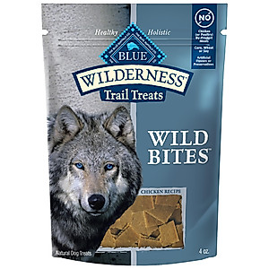 Blue Buffalo Wilderness Trail Treats Wild Bites Dog Treats, Grain-Free and High-Protein Soft-Moist Dog Treats Made with Natural Ingredients, Chicken Recipe, 4-oz. Bag