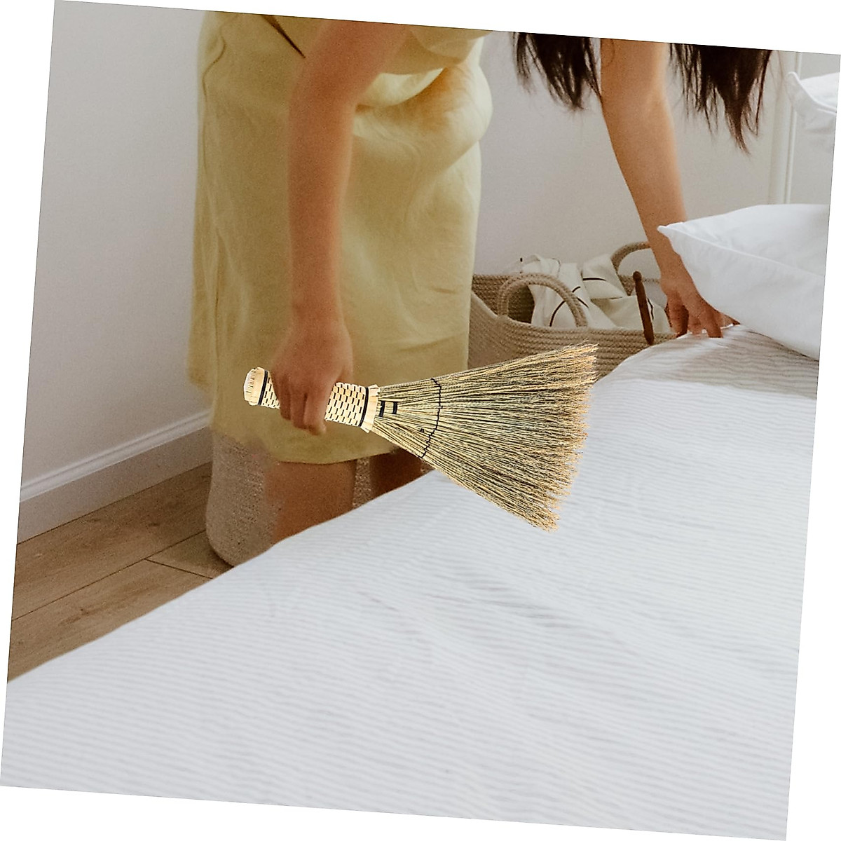 Garneck Household Old Fashioned Handle Duster Wedding Toddler Cleaning Supplies Small Whisk Brooms Hand-Made Corn Broom The Bed Artificial Child Sorghum Carpet Asia Mini Vietnam