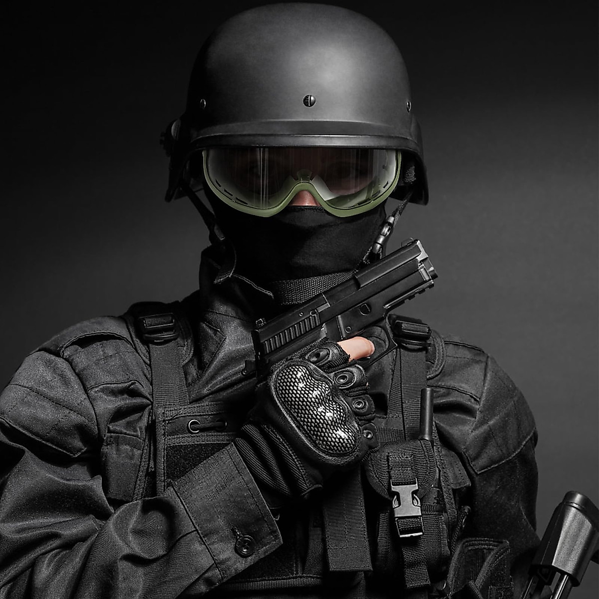 Qavctw Airsoft Goggles Anti Fog, Outdoor Sports Goggles Tactical Military Glasses for Games Sports Shooting Hunting Paintball Riding Cycling, Safety Dust Goggles Fits Most Helmets