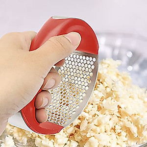 KUFUNG Garlic Press, Garlic Mincer Premium Garlic Press Rocker Garlic Press Stainless Steel, Arc Shape Design Garlic Crusher With Comfortable Grip (Red, M)