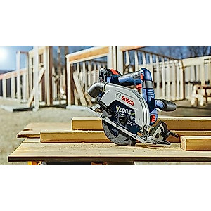 BOSCH GKS18V-22B25 18V Brushless Blade-Right 6-1/2 In. Circular Saw Kit with (2) CORE18V 4 Ah Advanced Power Batteries