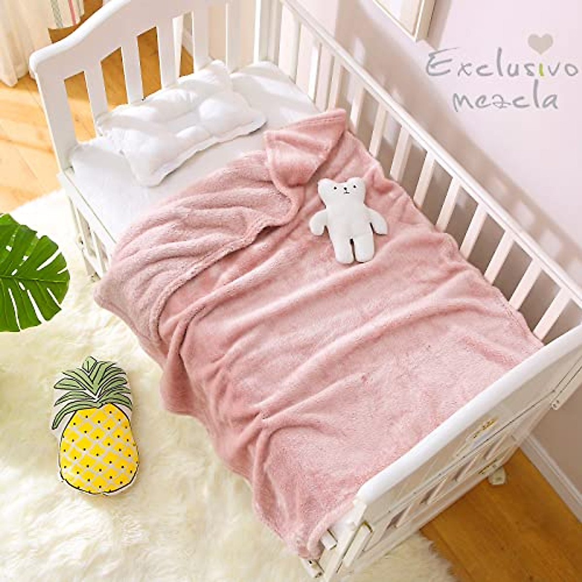 Exclusivo Mezcla Plush Fuzzy Fleece Throw Blanket, Super Soft, Fluffy and Warm Blankets for Couch, Bed, All Season Use (30x40 Inches, Dusty Pink)