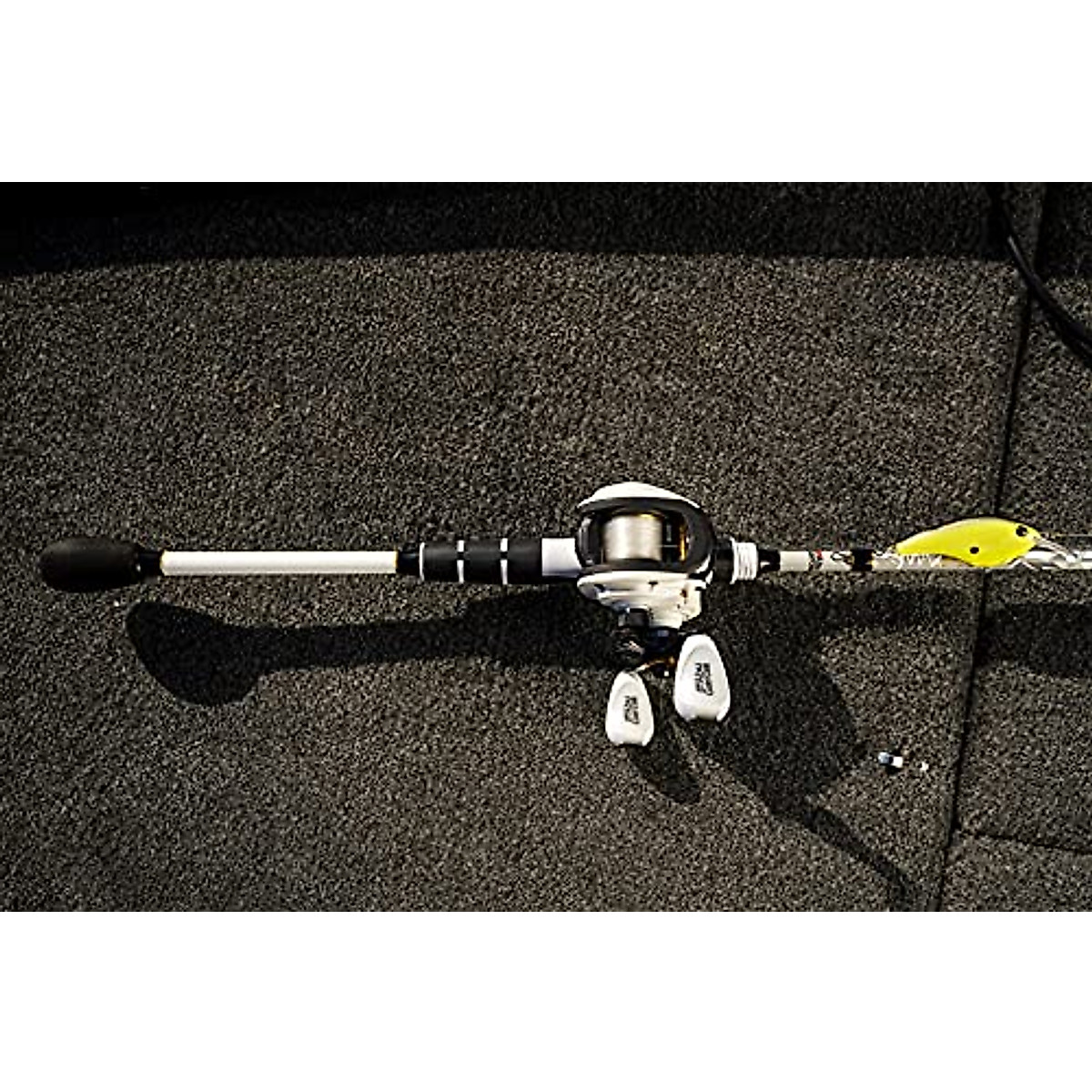 Abu Garcia Max Pro Low Profile Baitcast Reel and Fishing Rod Combo, 7' - Medium Heavy - 1pc