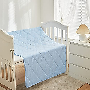Down Alternative Toddler Quilt Comforter Super Soft Design for Baby Boys Girls, Breathable Quilted Crib for Winter Nap Sleeping Nursery Bed Light Blanket - 39”x59” Blue
