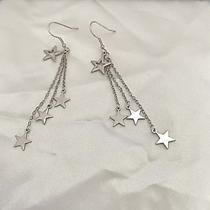 Temperament Long Star Tassel Drop Dangle Earrings for Women Five-Pointed Star Stud Earrings Shiny Starlight Hollow Star Earrings (Silver)