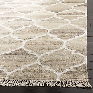 SAFAVIEH Natural Kilim Collection Accent Rug - 2' x 3', Light Grey & Ivory, Handmade Moroccan Boho Trellis Wool & Viscose, Ideal for High Traffic Areas in Entryway, Living Room, Bedroom (NKM317A)