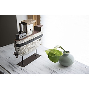 Foreside Home and Garden Rustic Tug Boat Wood Sculpture Table Top Décor, White