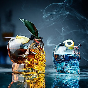 USEEKRIL Funny skull Wine Glass,Drinking Glass,Large Glasses,Vodka Spirits Cup Glass,Gift,Engraved Design,New Crystal Skull Cup,Halloween Decorations Gifts(350ML)