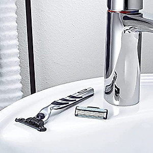 Gillette Mach3 Men's Razor Handle + 1 Blade Refill