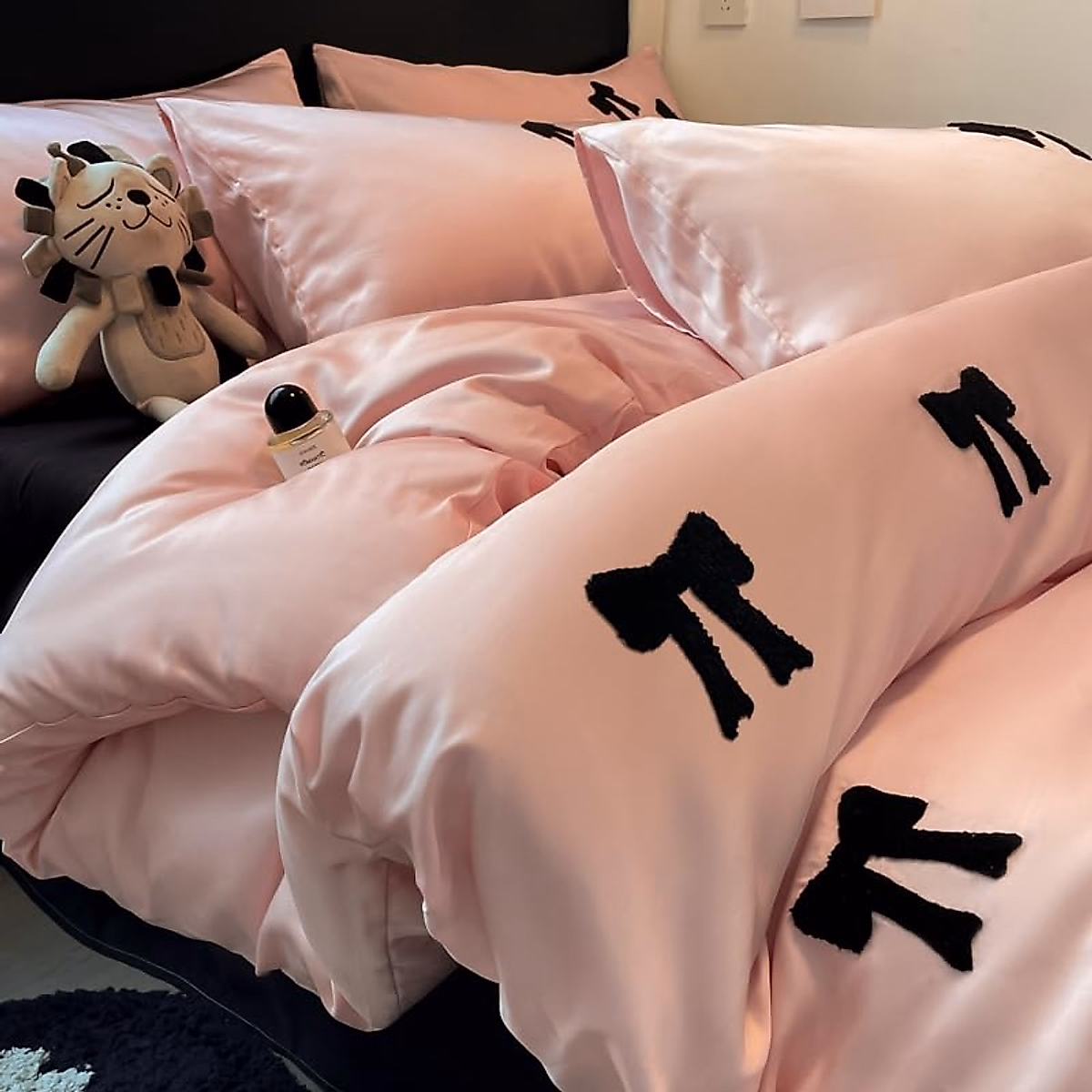 SOULZZZ Pink Duvet Cover Set for Bed, 3 Piece Ultra Soft Satin Comforter Cover, Luxury Silky Black Bow Print Bedding Set, 1 Duvet Cover 70"x86" and 2 Pillow Cases (No Comforter)