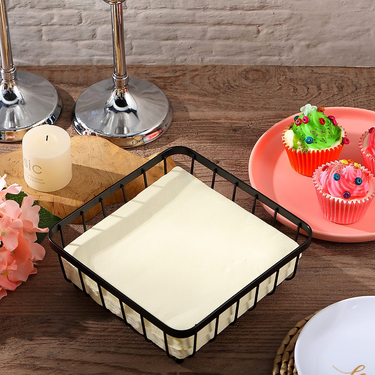 Hotop, 2 Pieces Metal Napkin Holder Metal Paper Napkin Holder Napkin Storage Holder Rack for Dining Table, Kitchen, Coffee Table, Black, approx. 7.5 x 7.5 x 3 In 19 x 19 x 7 cm