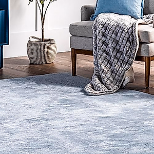 nuLOOM Loni Solid 4 Round Machine Washable Accent Shag Rug for Living Room Bedroom Dining Room Nursery Entryway, Light Blue/Ivory