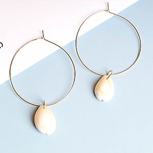 Andelaisi Gold Cowrie Huggie Hoop Earrings with Dangle Drop Pendant, Bohemian Ocean Shell Circle Earrings, Women's Jewelry